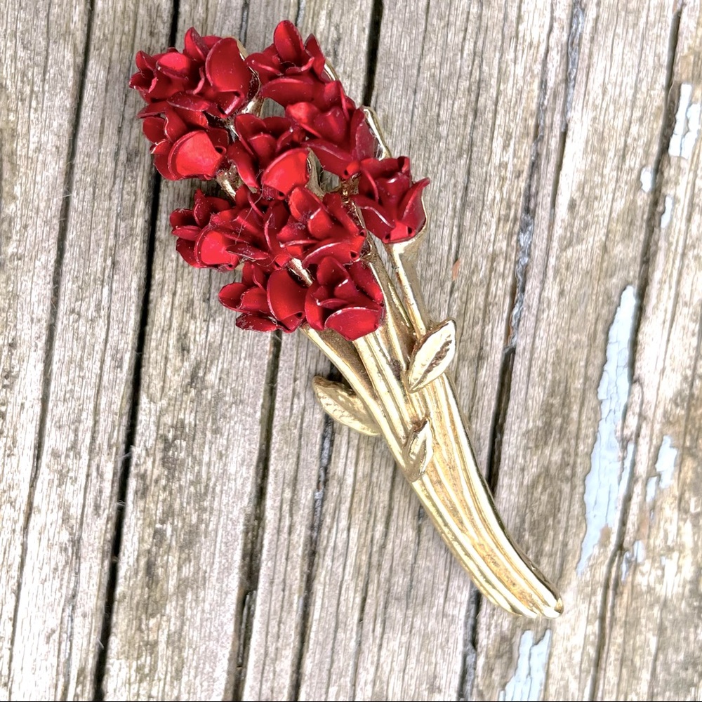 Vintage Rose Bouquet Pin - Gem